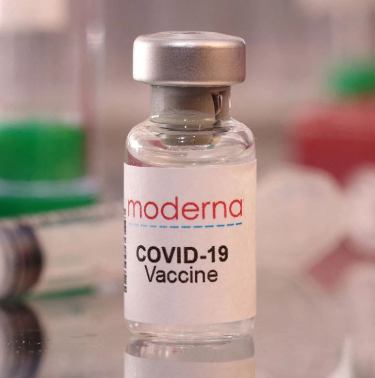 UK Volunteers to receive Moderna Omicron COVID-19 booster vaccine in ...